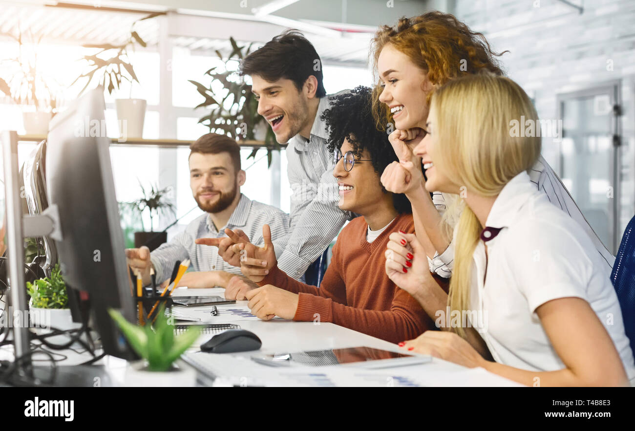 Professional teamwork hi-res stock photography and images - Alamy