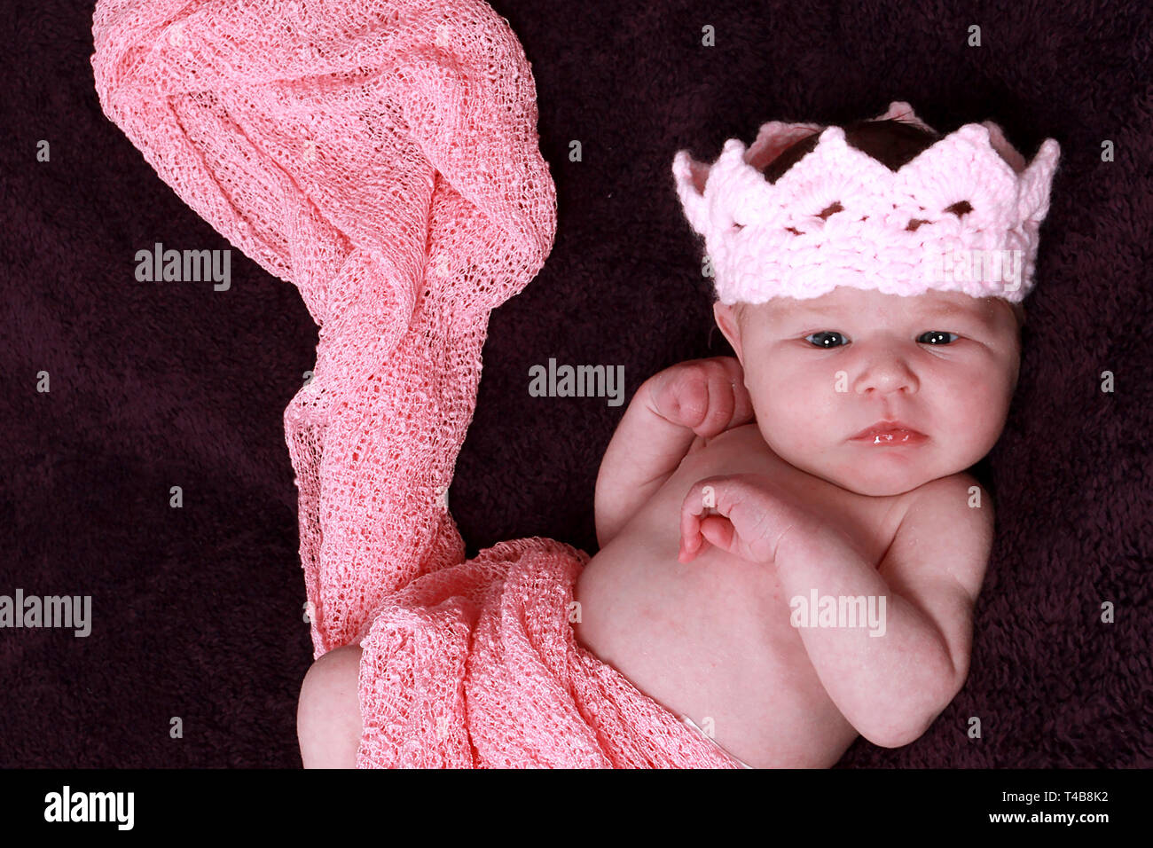 1 week old baby girl Stock Photo - Alamy