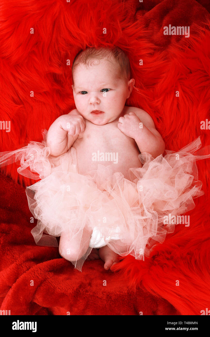 1 week old baby girl Stock Photo - Alamy