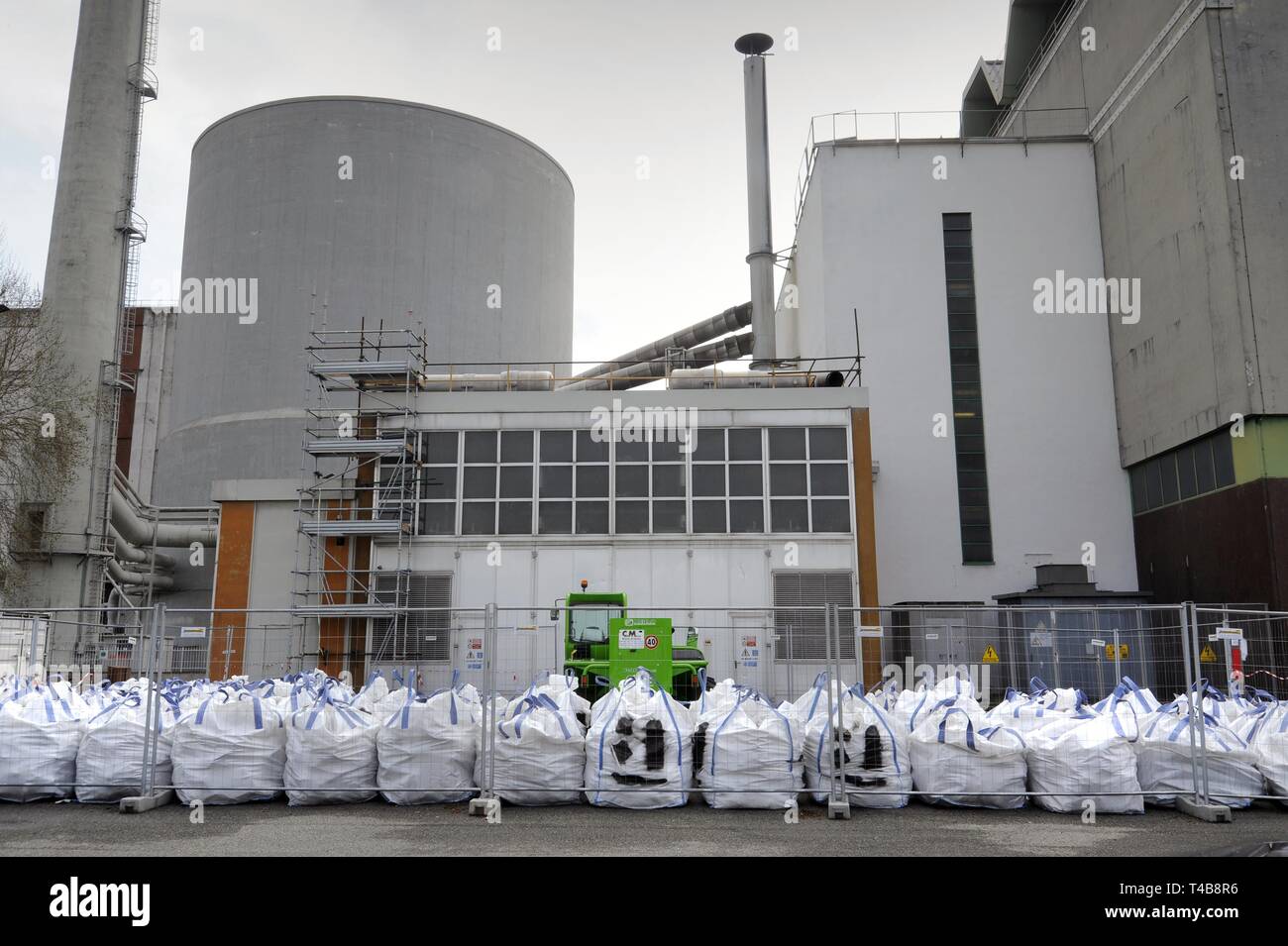 Trino Vercellese nuclear power station, in the process of deactivation ...