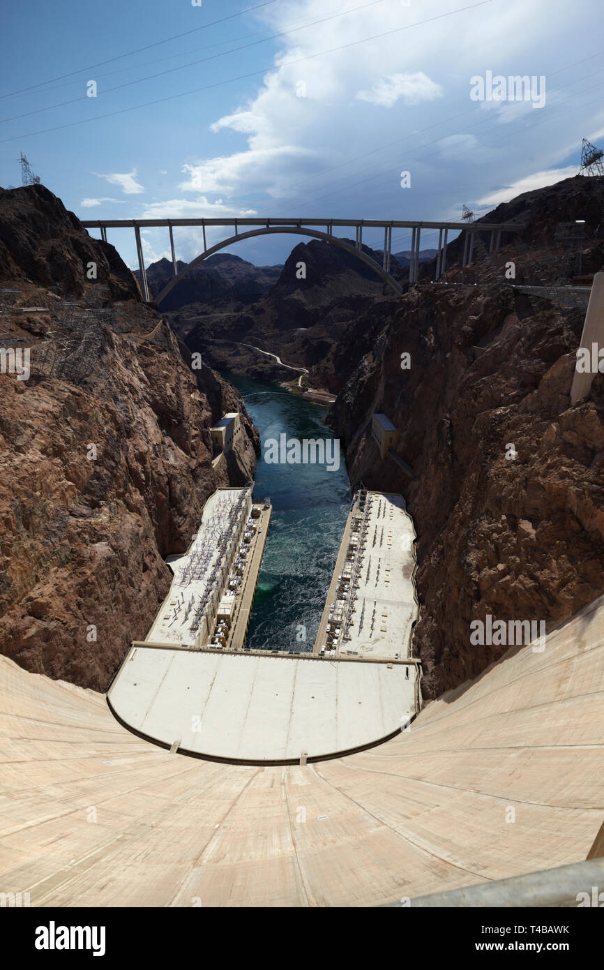 Hydroelectric hoover dam hi-res stock photography and images - Alamy