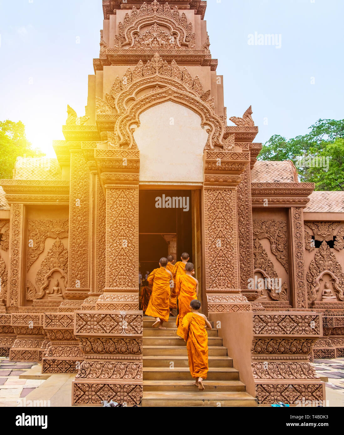 Novice monk by door of temple hi-res stock photography and images - Alamy