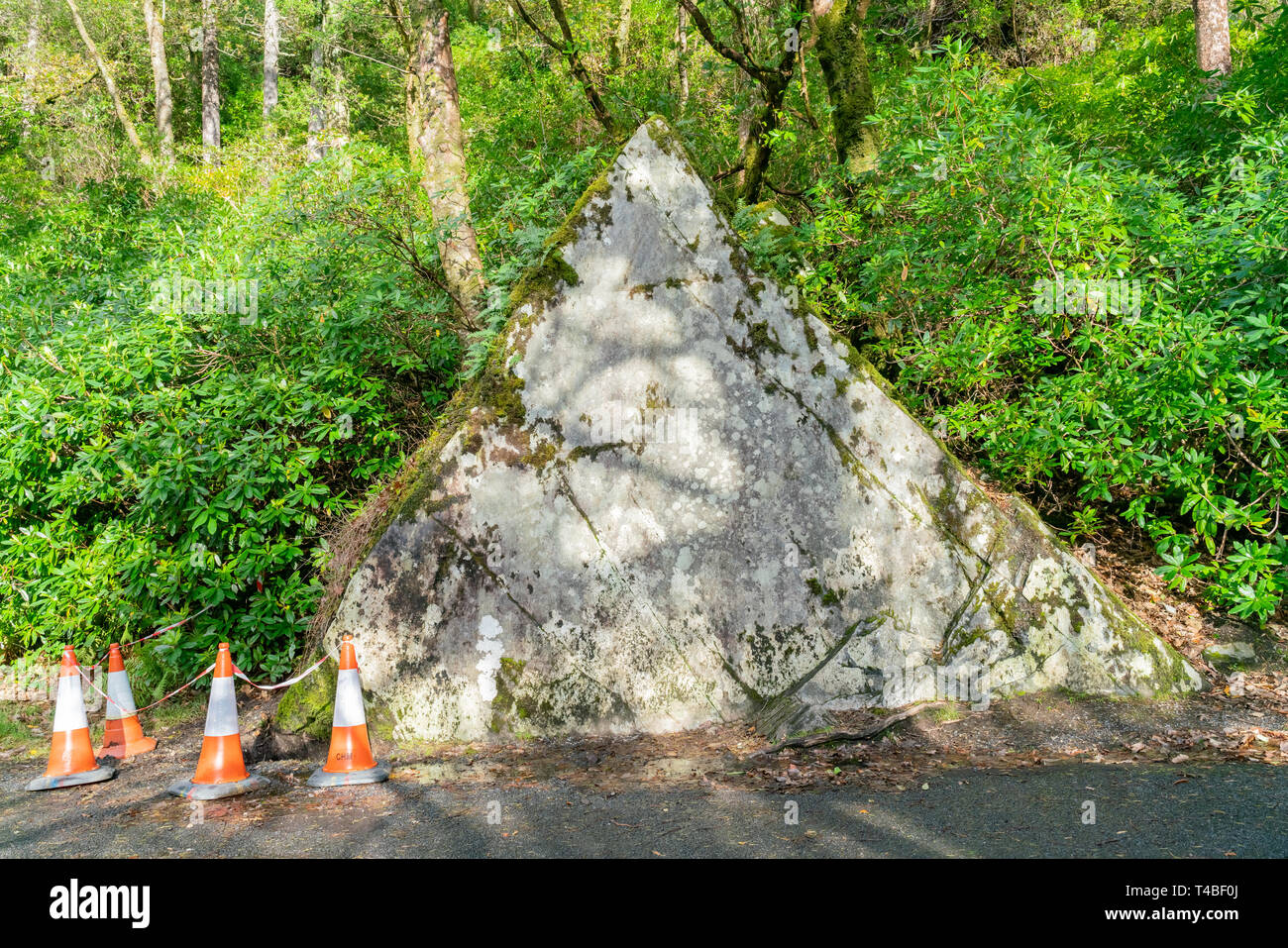 Beautiful triangle shape stone of Kylemore Abbey & Victorian Walled ...
