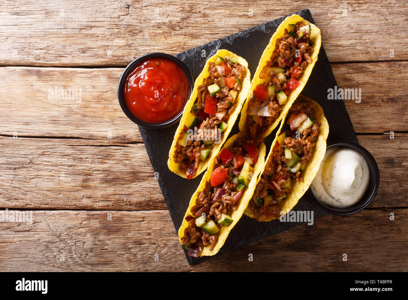 Corn tacos hi-res stock photography and images - Alamy