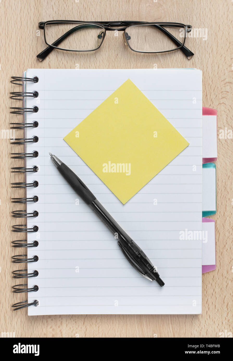 Office desk with notepad hi-res stock photography and images - Alamy