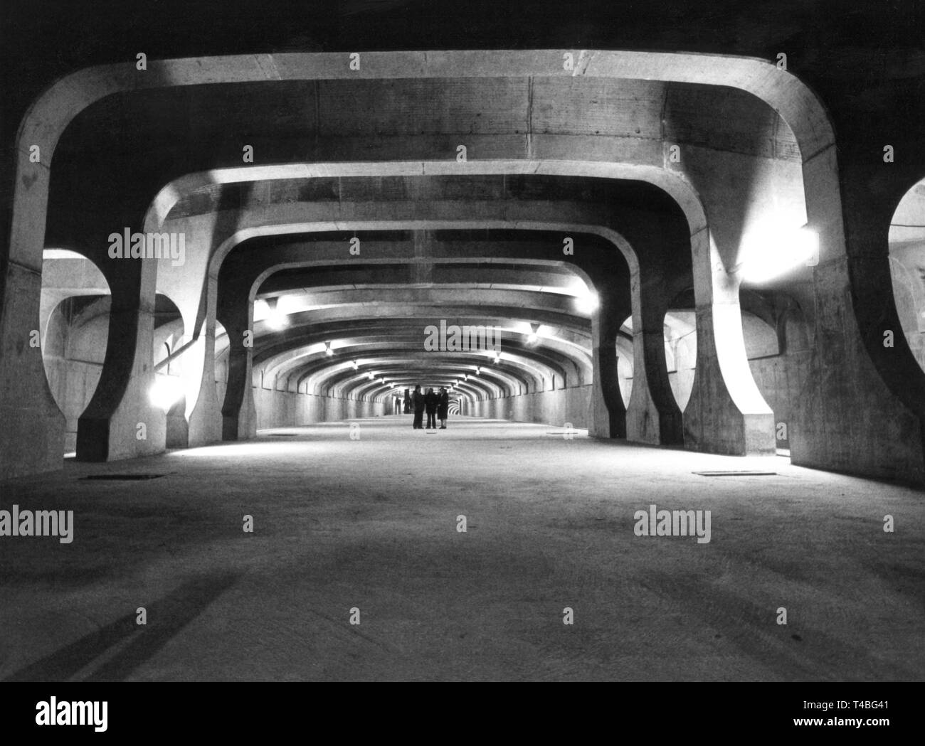 View of the shell of the 110 metre long "Alte Oper" underground stop in ...