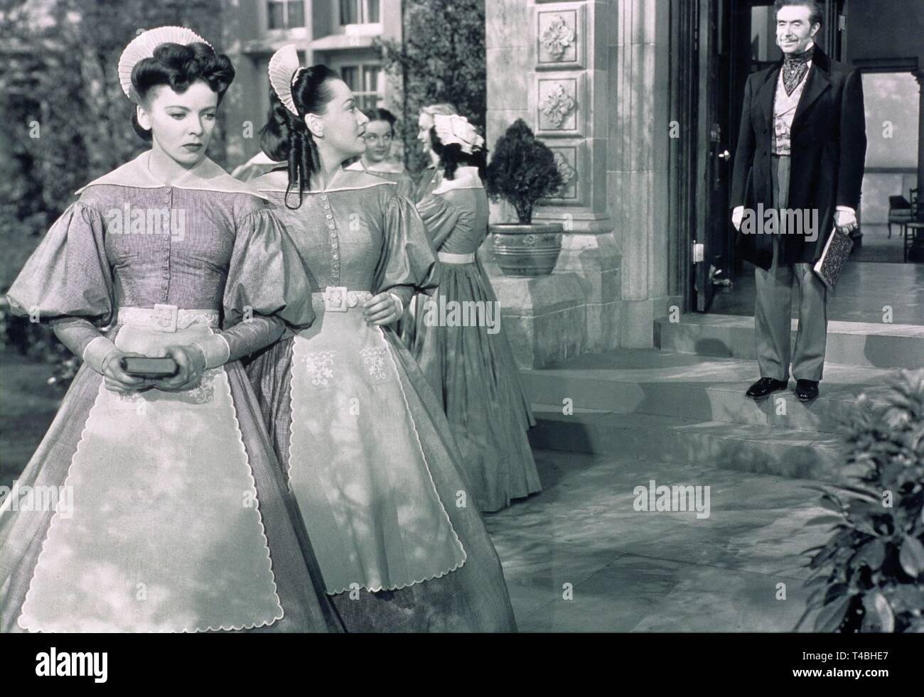 DEVOTION (1946) IDA LUPINO OLIVIA DE HAVILLAND CURTIS BERNHARDT (DIR) MOVIESTORE COLLECTION LTD ...