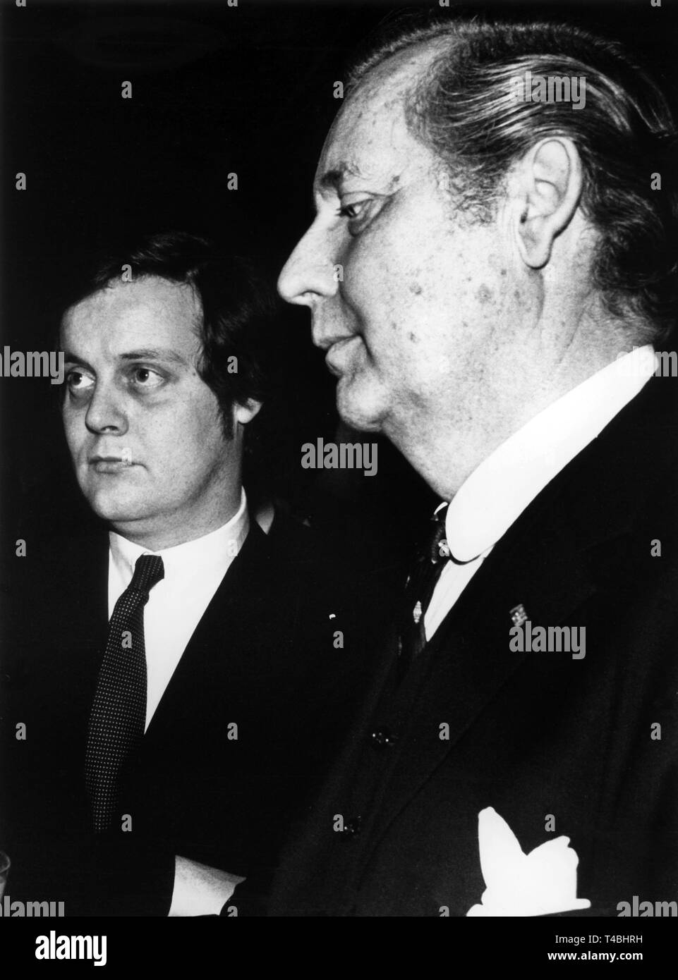 Publisher Axel Cäsar Springer with his son Axel Springer Jr. (known as ...