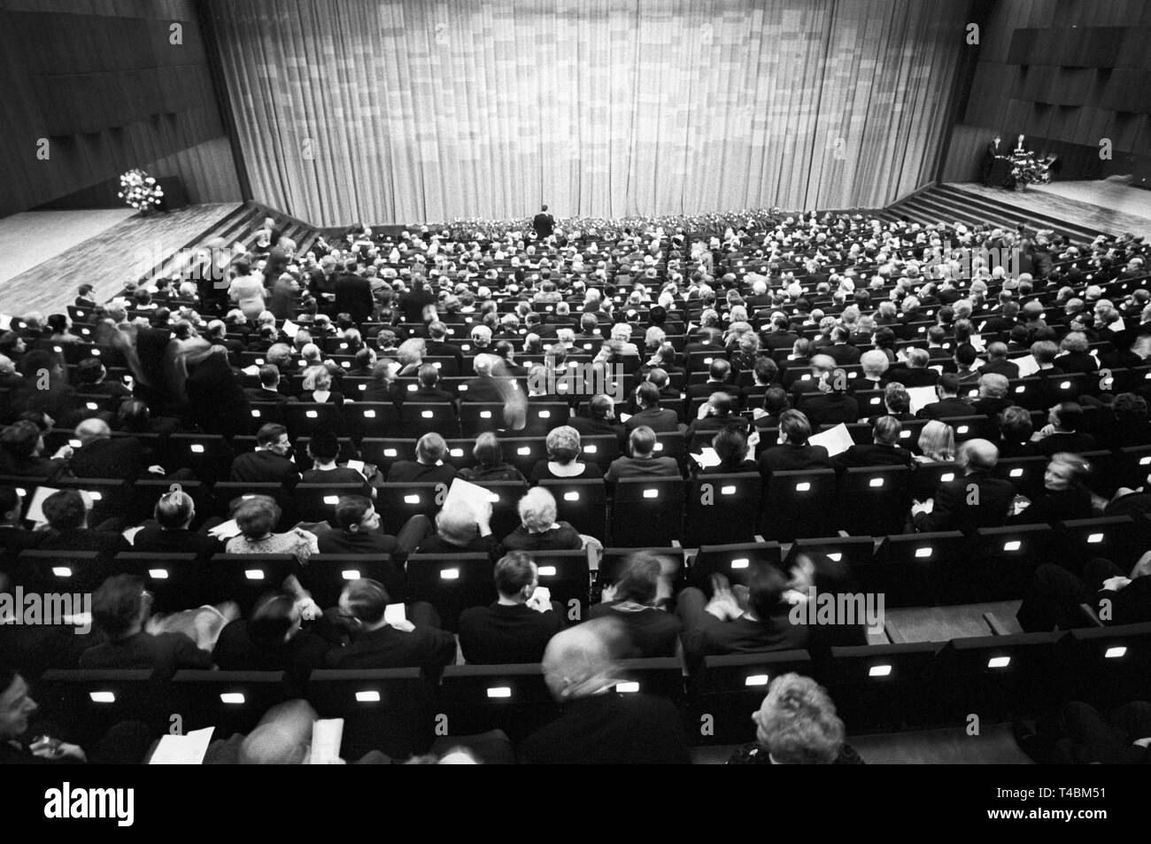 Orchestra stalls Black and White Stock Photos & Images - Alamy