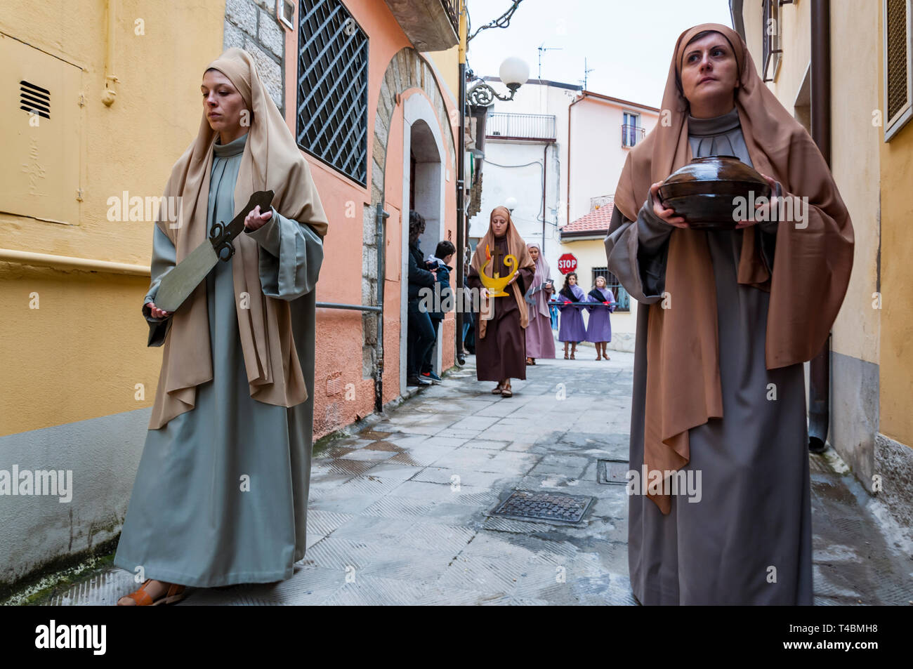 Barile basilicata hi-res stock photography and images - Alamy