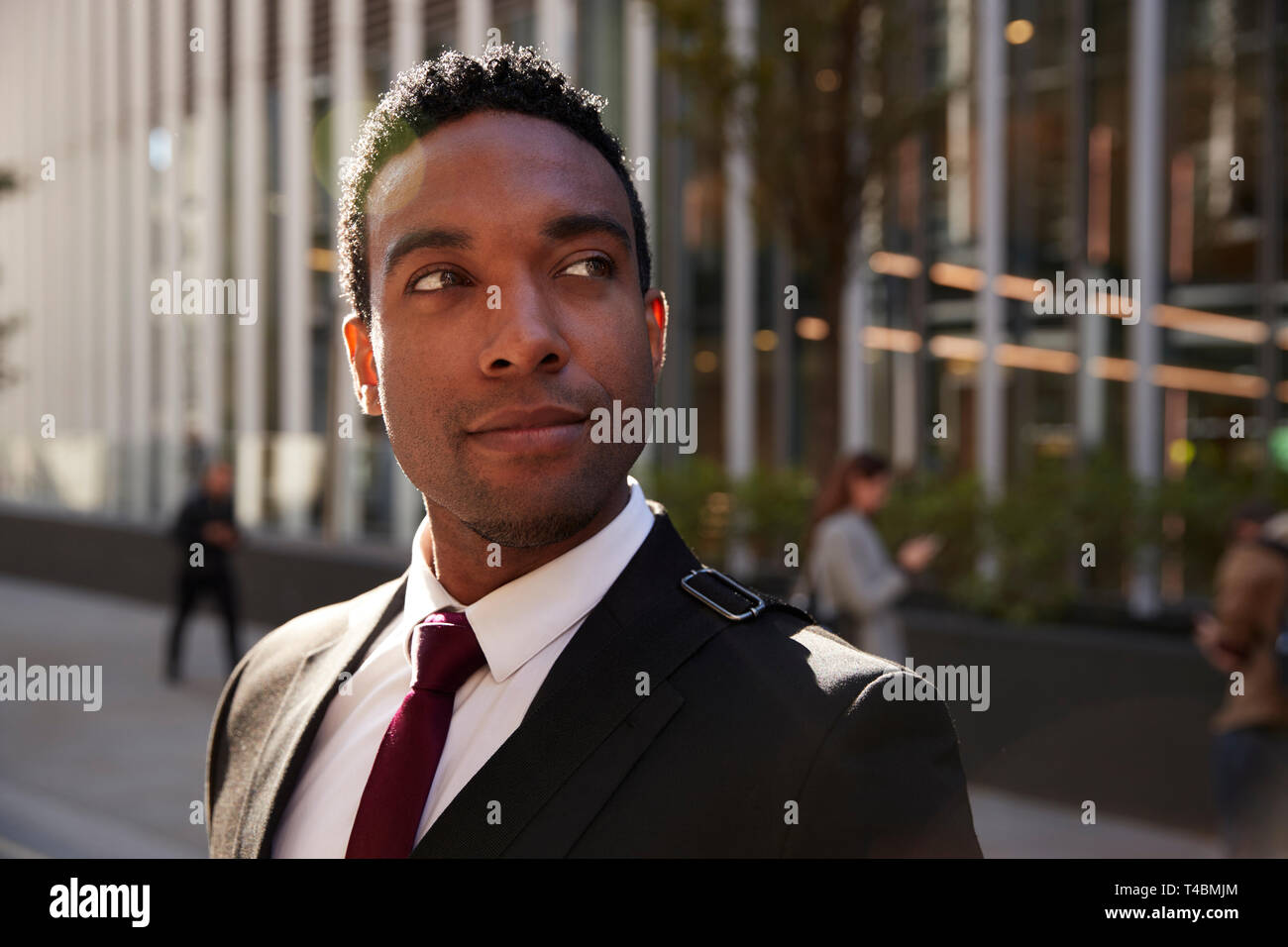 Young businessman wearing shirt and tie hi-res stock photography and ...