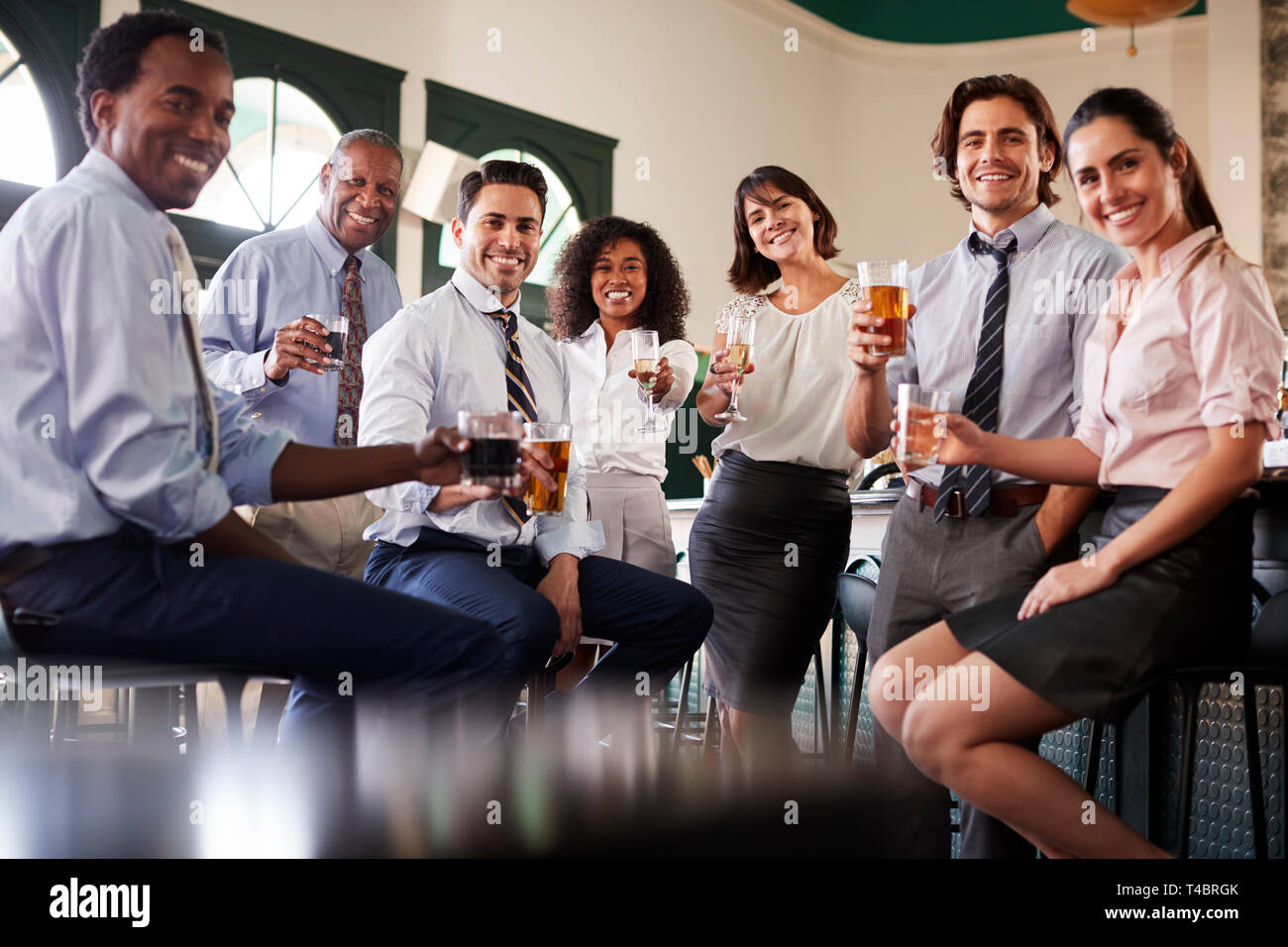 Restaurant business meeting hi-res stock photography and images - Alamy