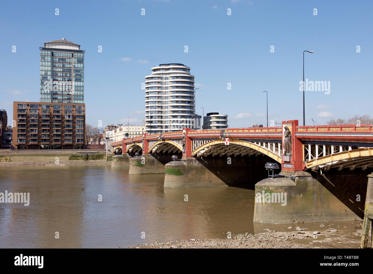 Vauxhall bridge over the River Thames in London, England Stock Photo ...
