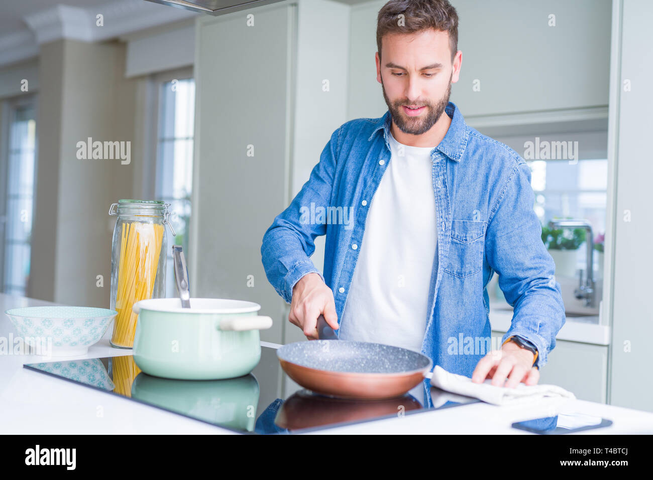Man eating pasta vegetables not woman hi-res stock photography and ...