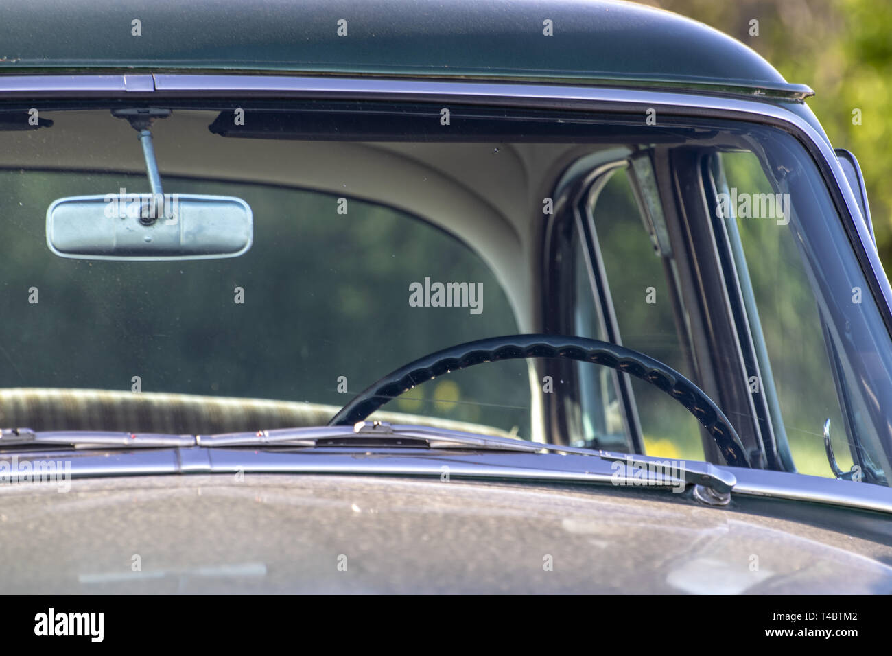 Driverless cars dashboard hi-res stock photography and images - Alamy