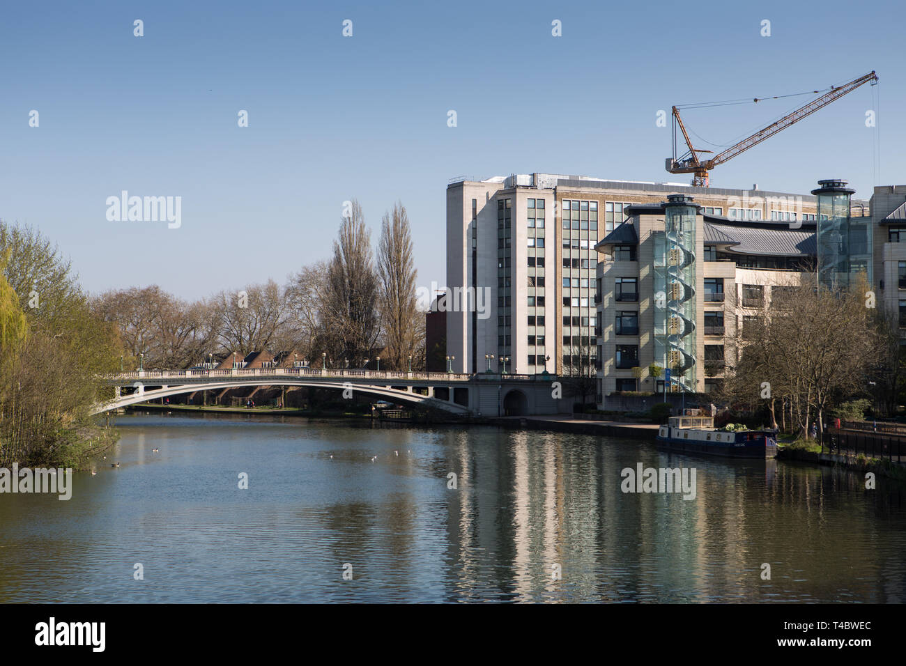 River Thames, looking east towards Reading Bridge Stock Photo - Alamy