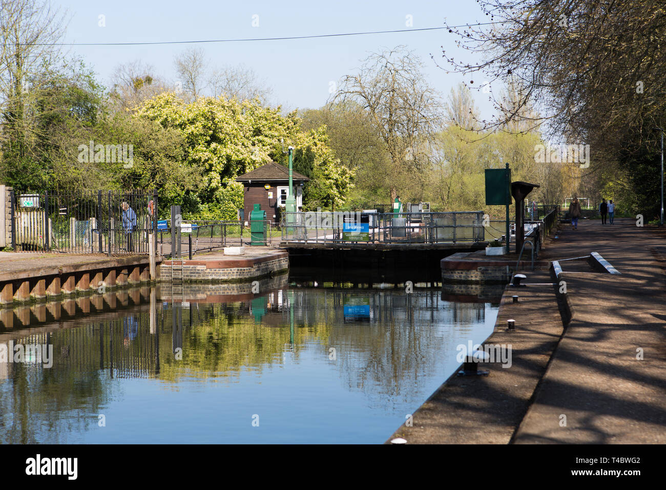 Caversham lock, River Thames, Reading Stock Photo - Alamy