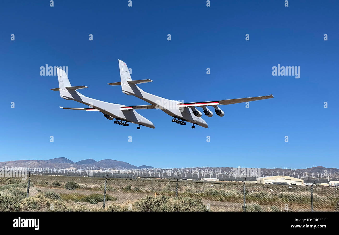 6 ft wingspan hi-res stock photography and images - Alamy