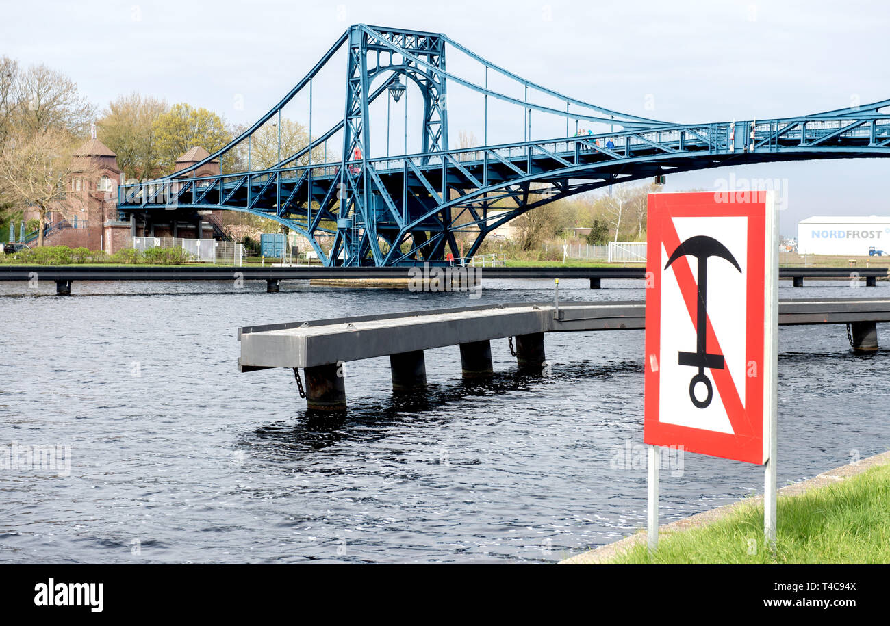 Wilhelmshaven, Germany. 11th Apr, 2019. The Kaiser Wilhelm Bridge at ...
