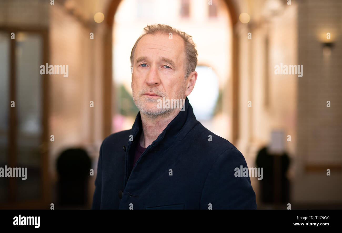 16 April 2019, Hamburg: The actor Peter Lohmeyer (as Jan Fabel) is on ...