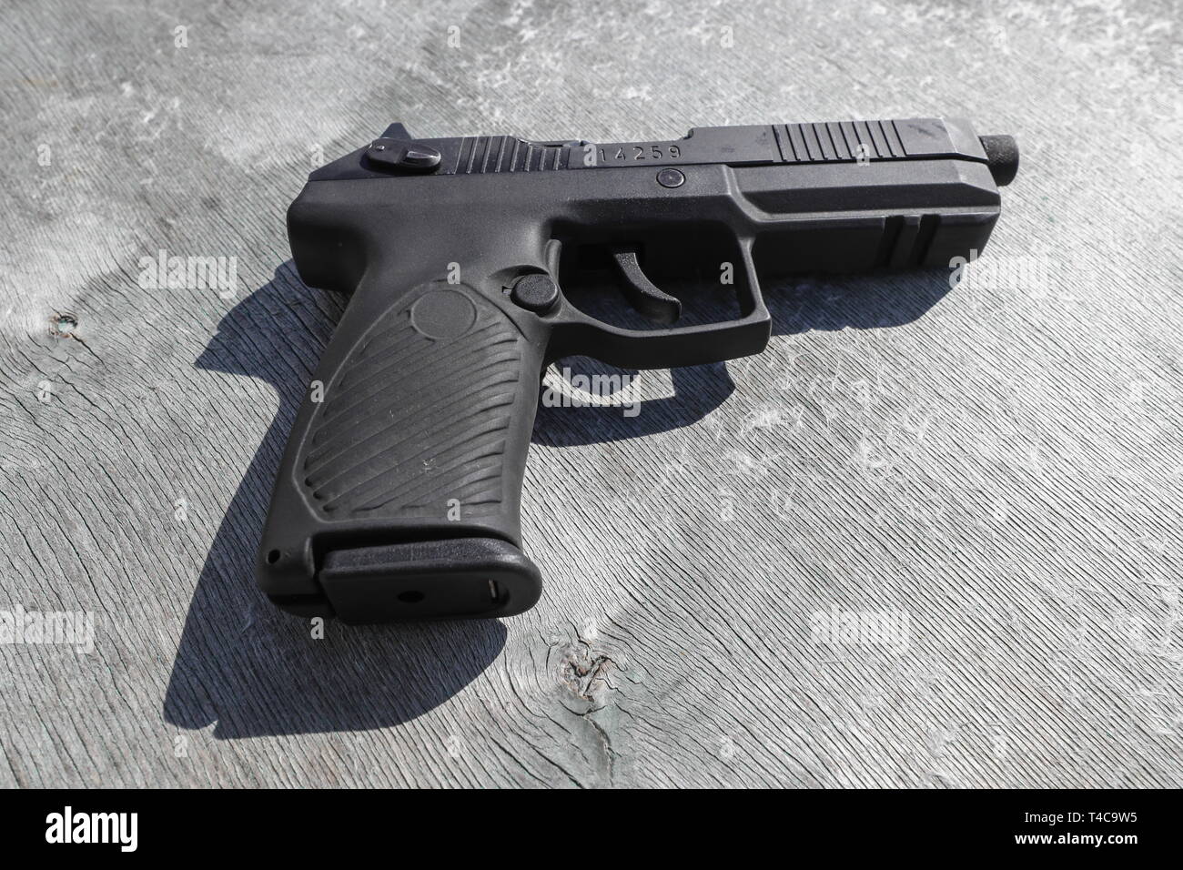 Makarov Pistol High Resolution Stock Photography and Images - Alamy