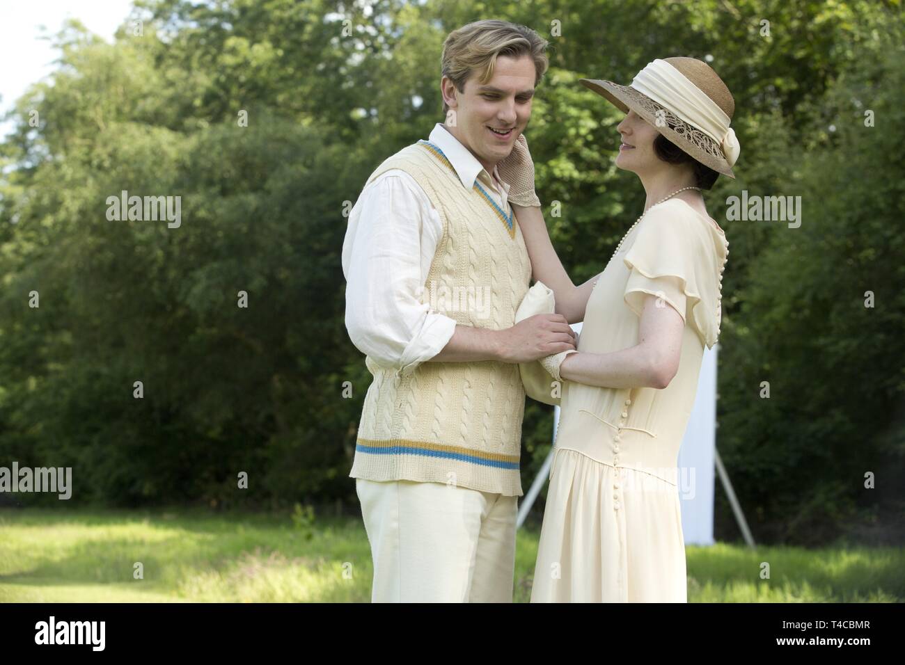 Dan stevens downton abbey season 3 hi-res stock photography and images ...