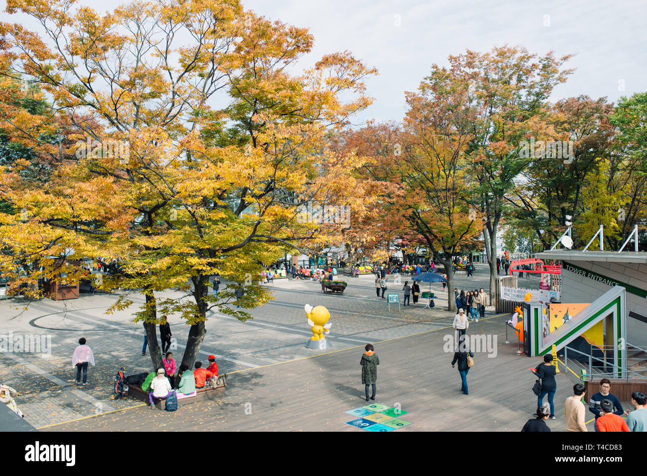 Autumn namsan tower in seoul hi-res stock photography and images - Alamy