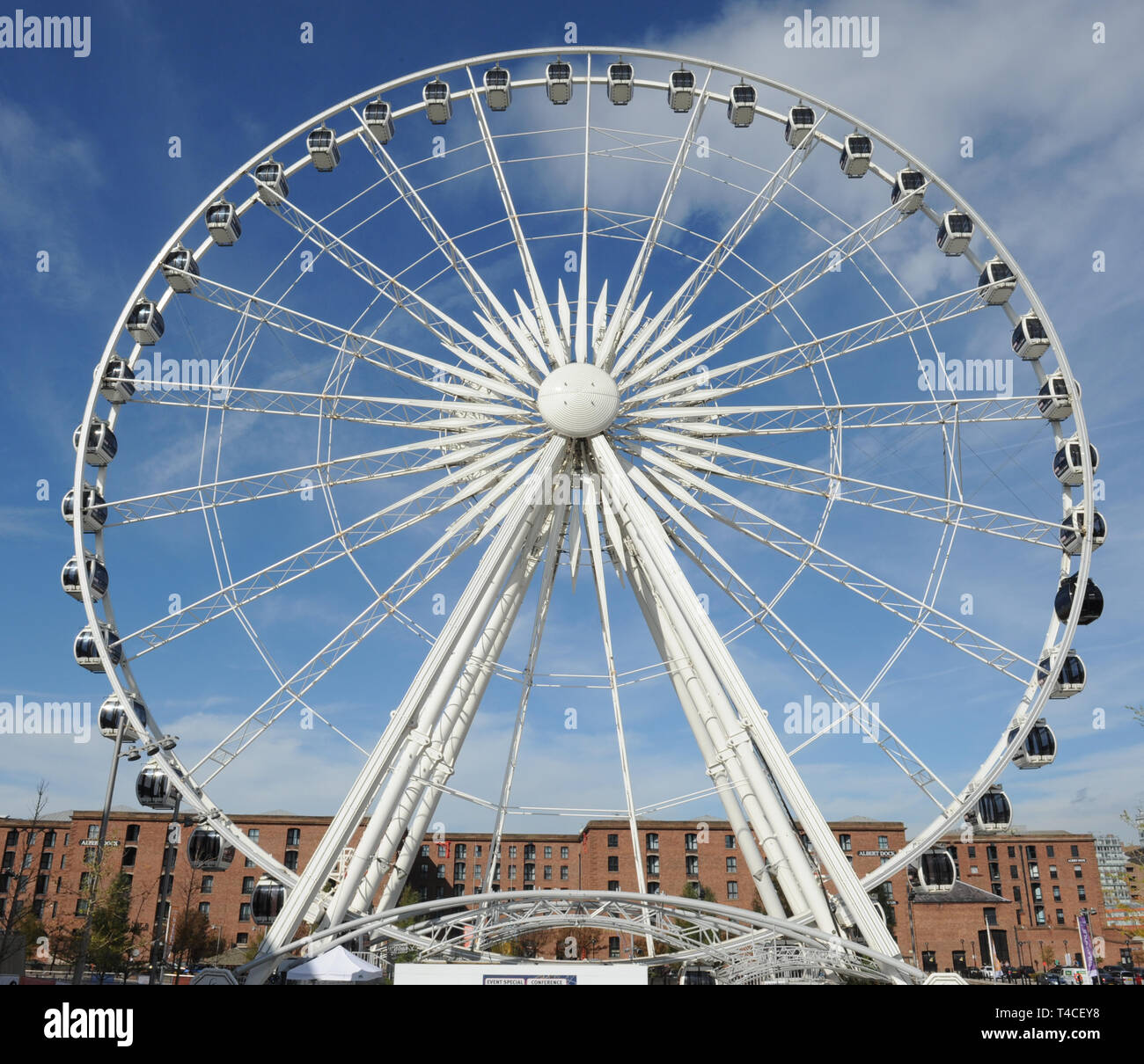 Big wheel london hi-res stock photography and images - Alamy