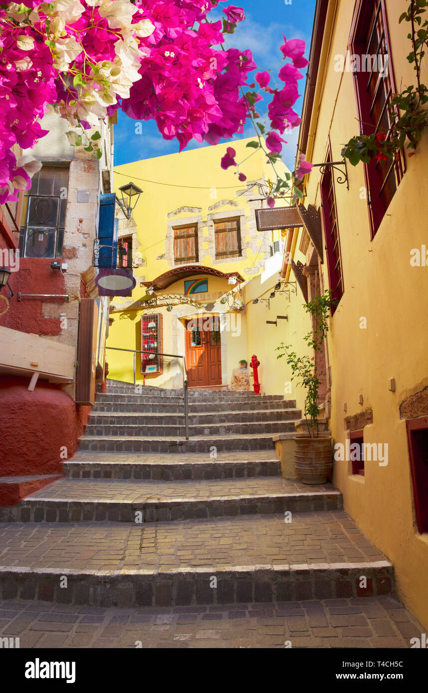 Crete traditional pictorial street hi-res stock photography and images ...
