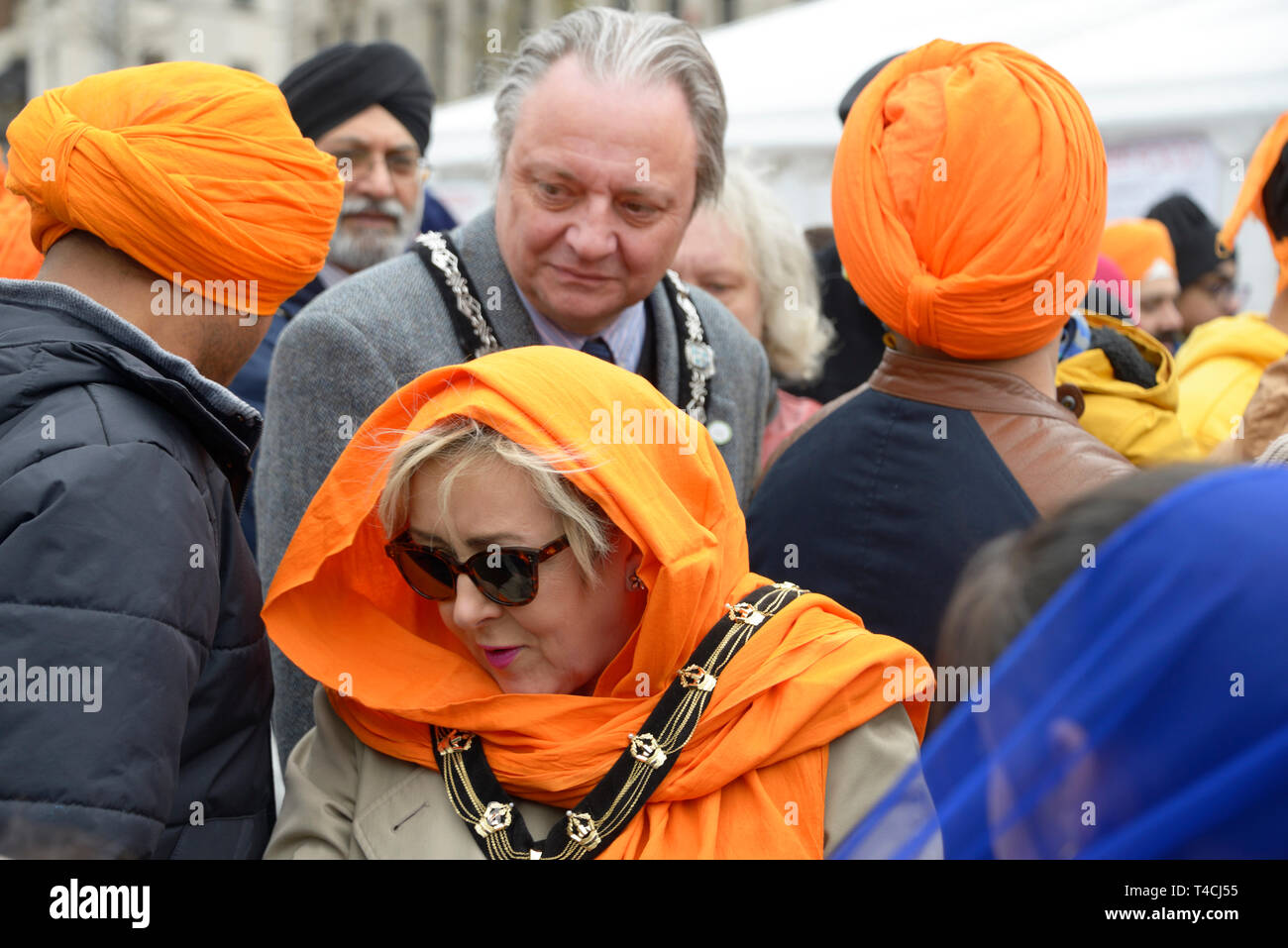Lord Mayor & Lady Mayor, at Sikh Celebration, Nottingham Stock Photo ...