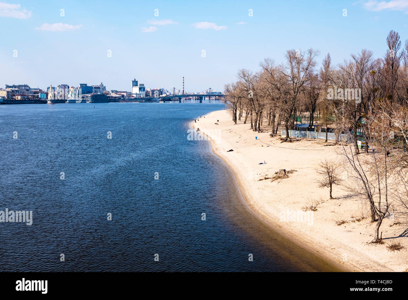 Kiev, Ukraine: Cityscape with Dnieper river and city beach on Trukhaniv ...