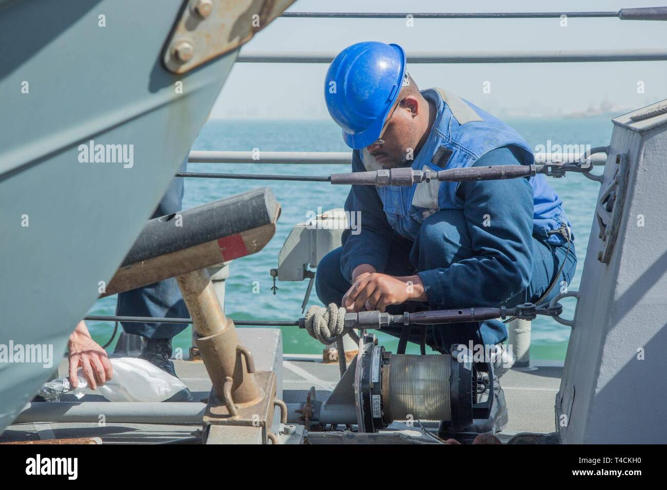 Uss chinook pc 9 hi-res stock photography and images - Alamy
