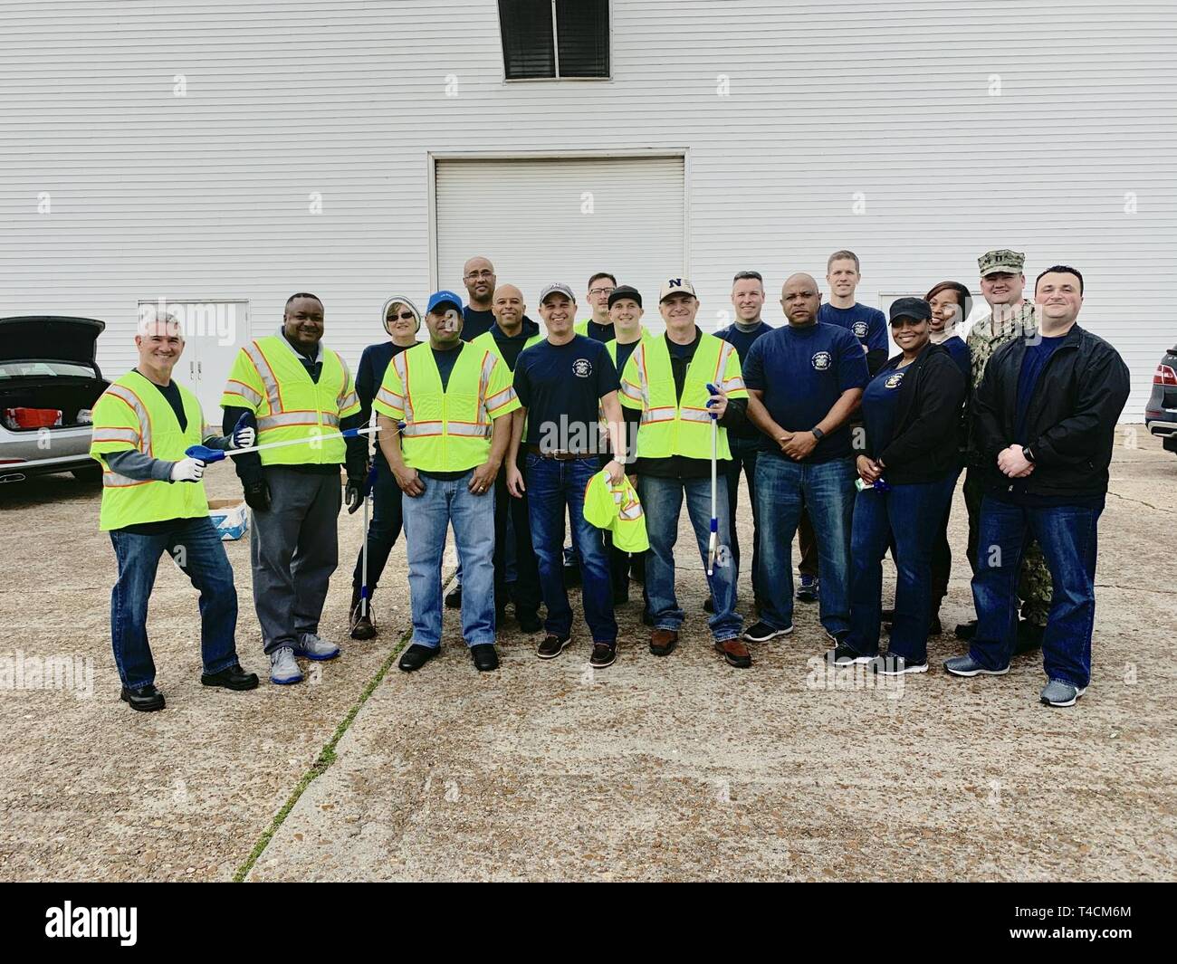 MILLINGTON, Tenn. (Mar. 20, 2019) Capt. Alonza Ross, commanding officer ...