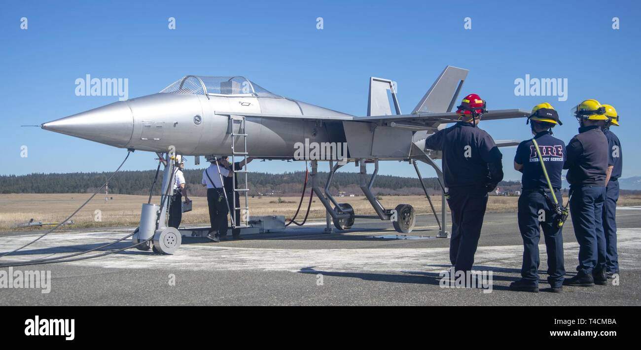 OAK HARBOR, Wash. (March 20, 2019) Members of Navy Region Northwest ...