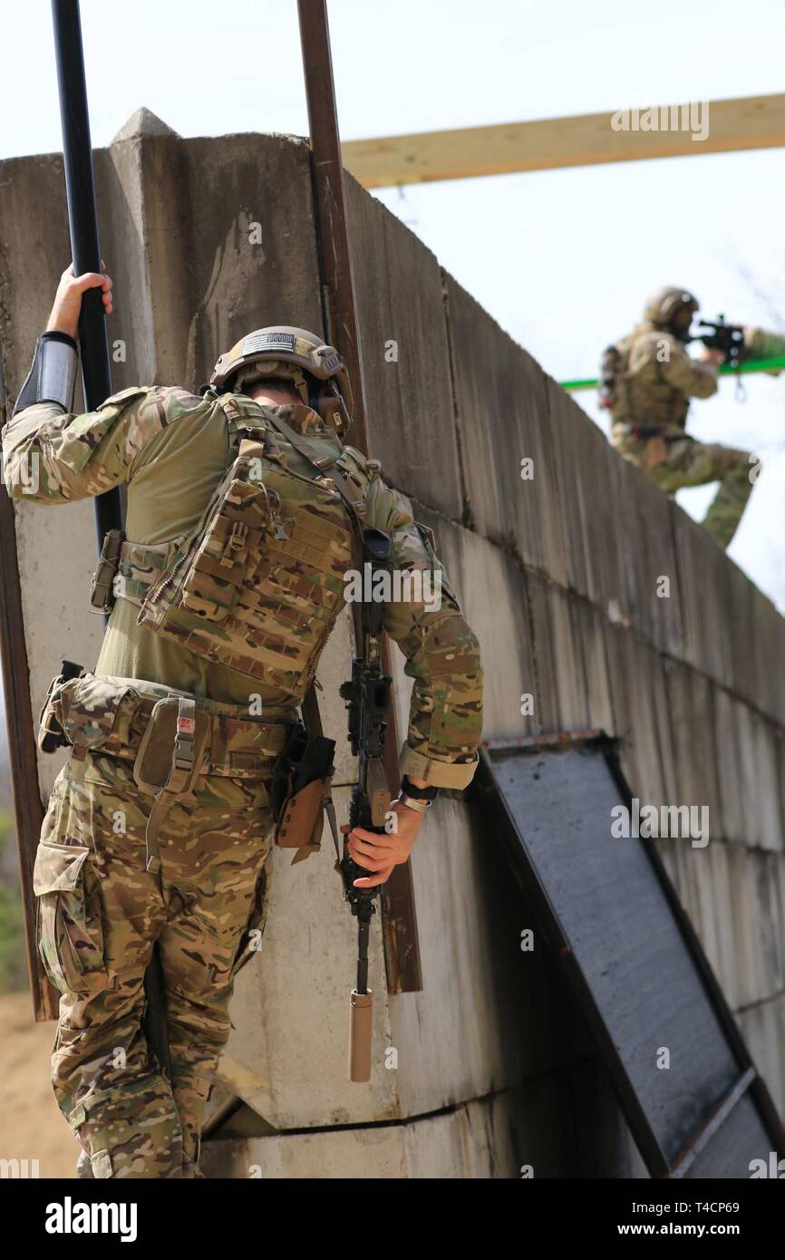 A competitor in the United States Army Special Operations Command ...