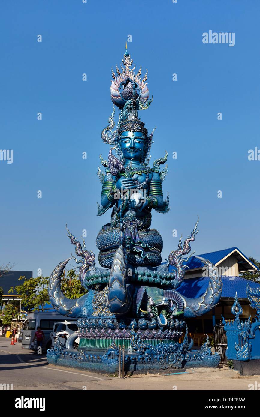 Demon sculpture at the entrance of wat rong seur ten hi-res stock ...