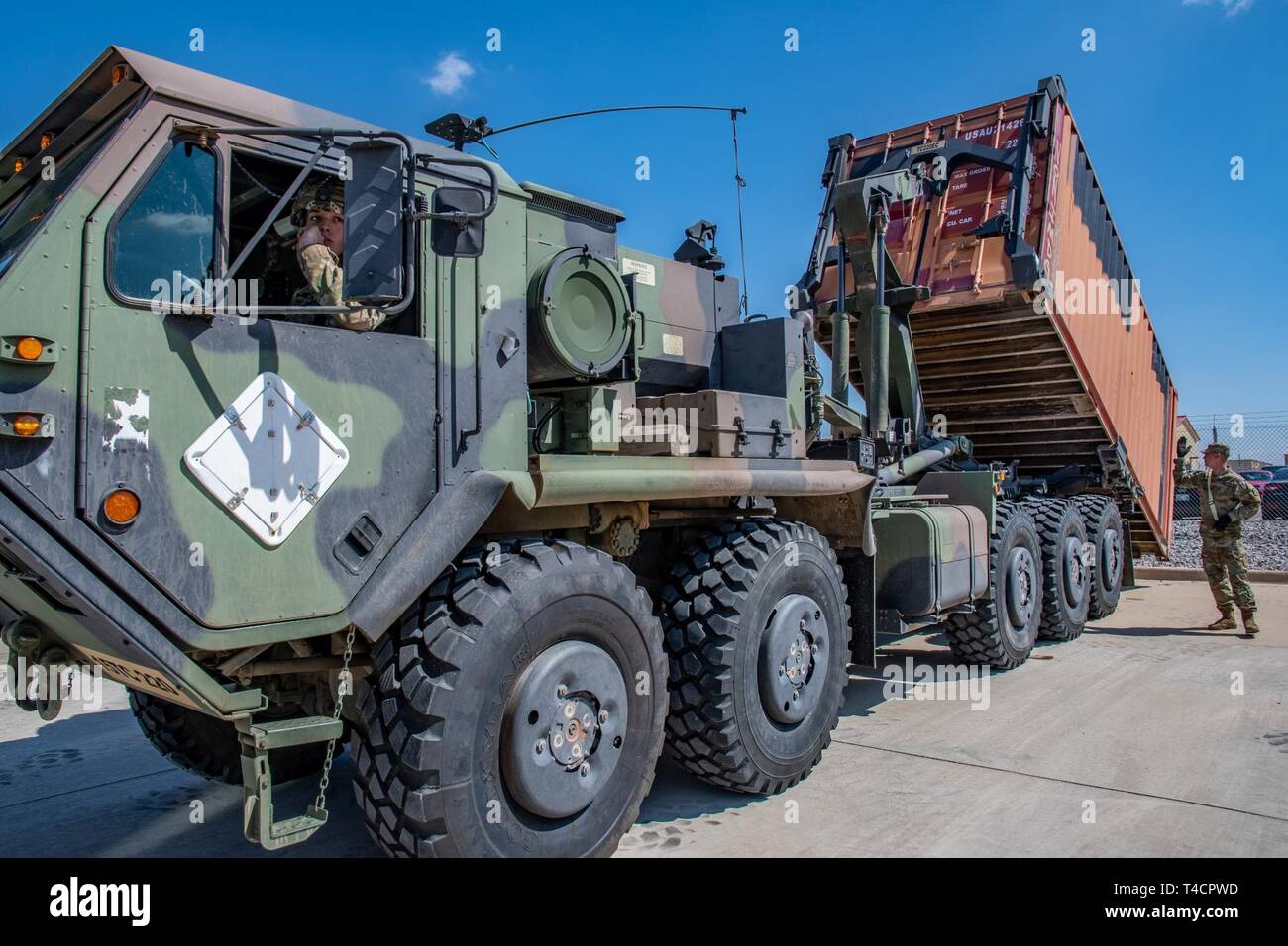 M1075 hi-res stock photography and images - Alamy