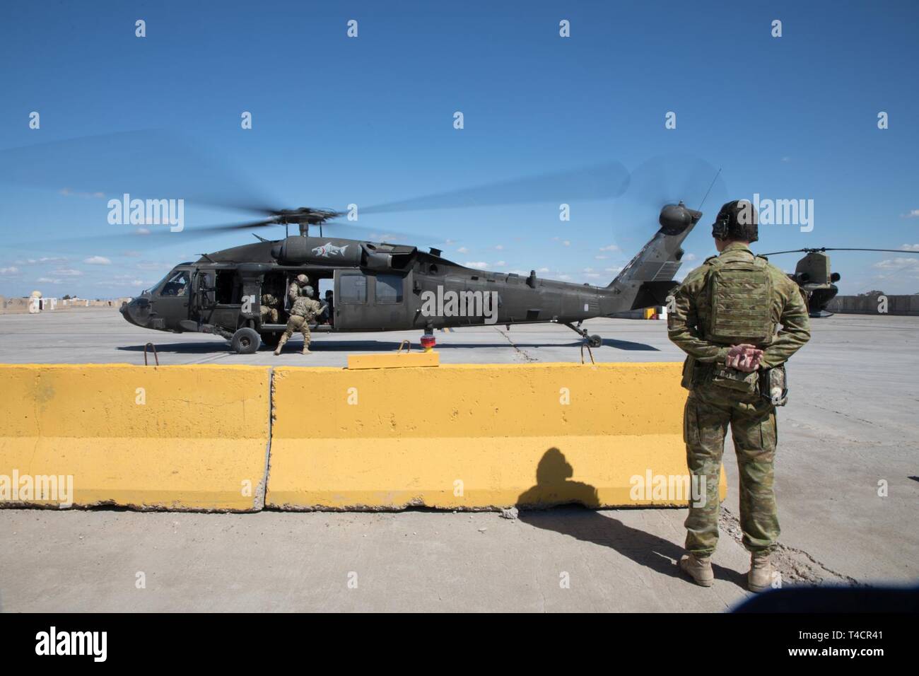Australian army Col. Jason Groat, Commander of Task Group Taji 8 (TGT-8 ...