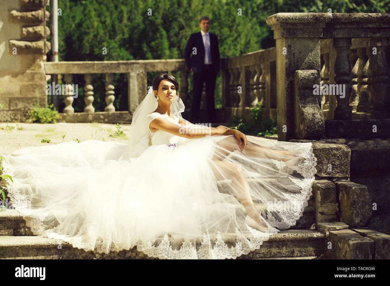 Gorgeous bride in wedding dress Stock Photo - Alamy