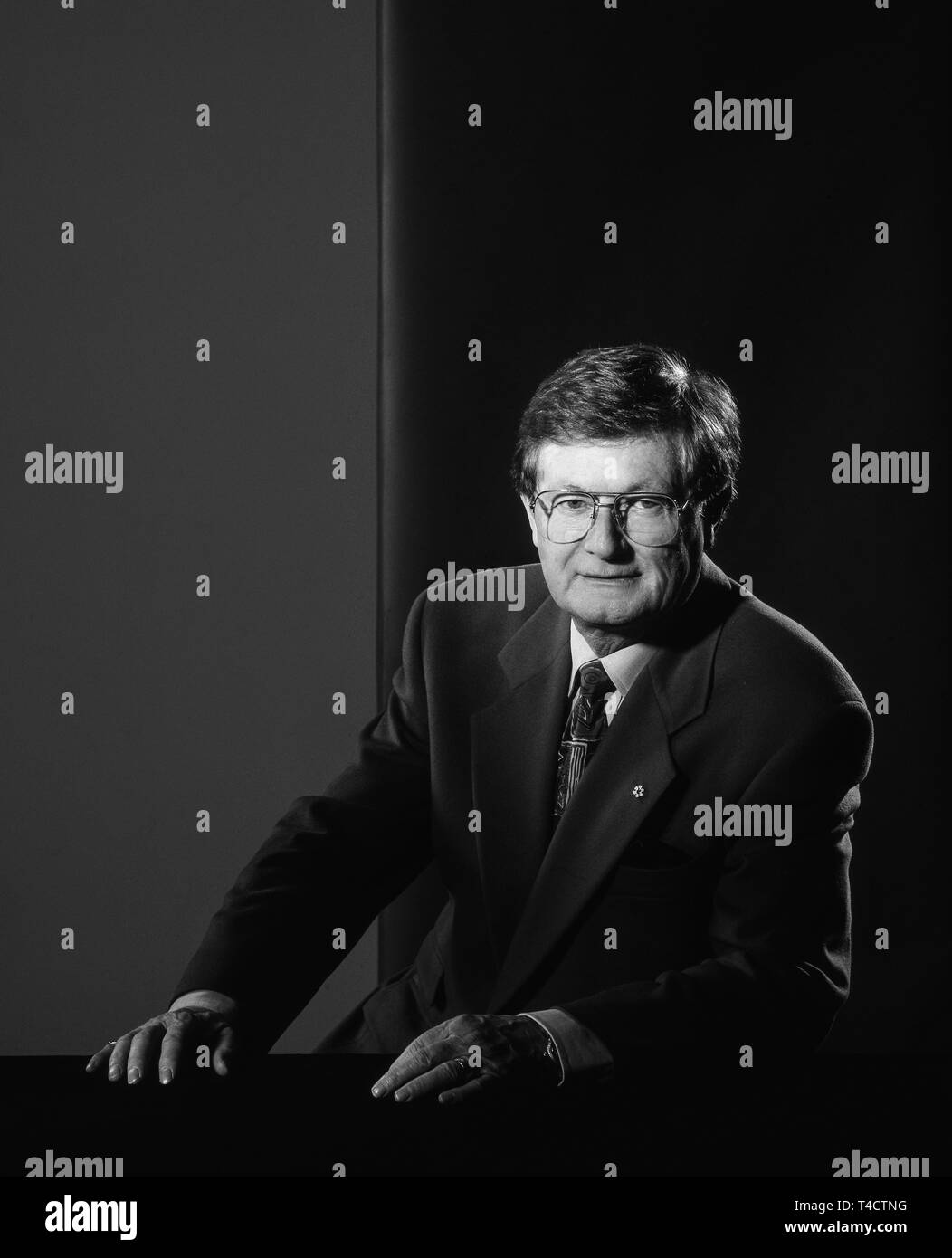 Heart surgeon hi-res stock photography and images - Alamy