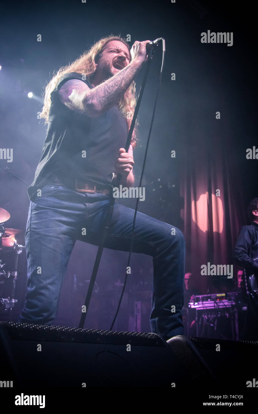 Fastway hi-res stock photography and images - Alamy