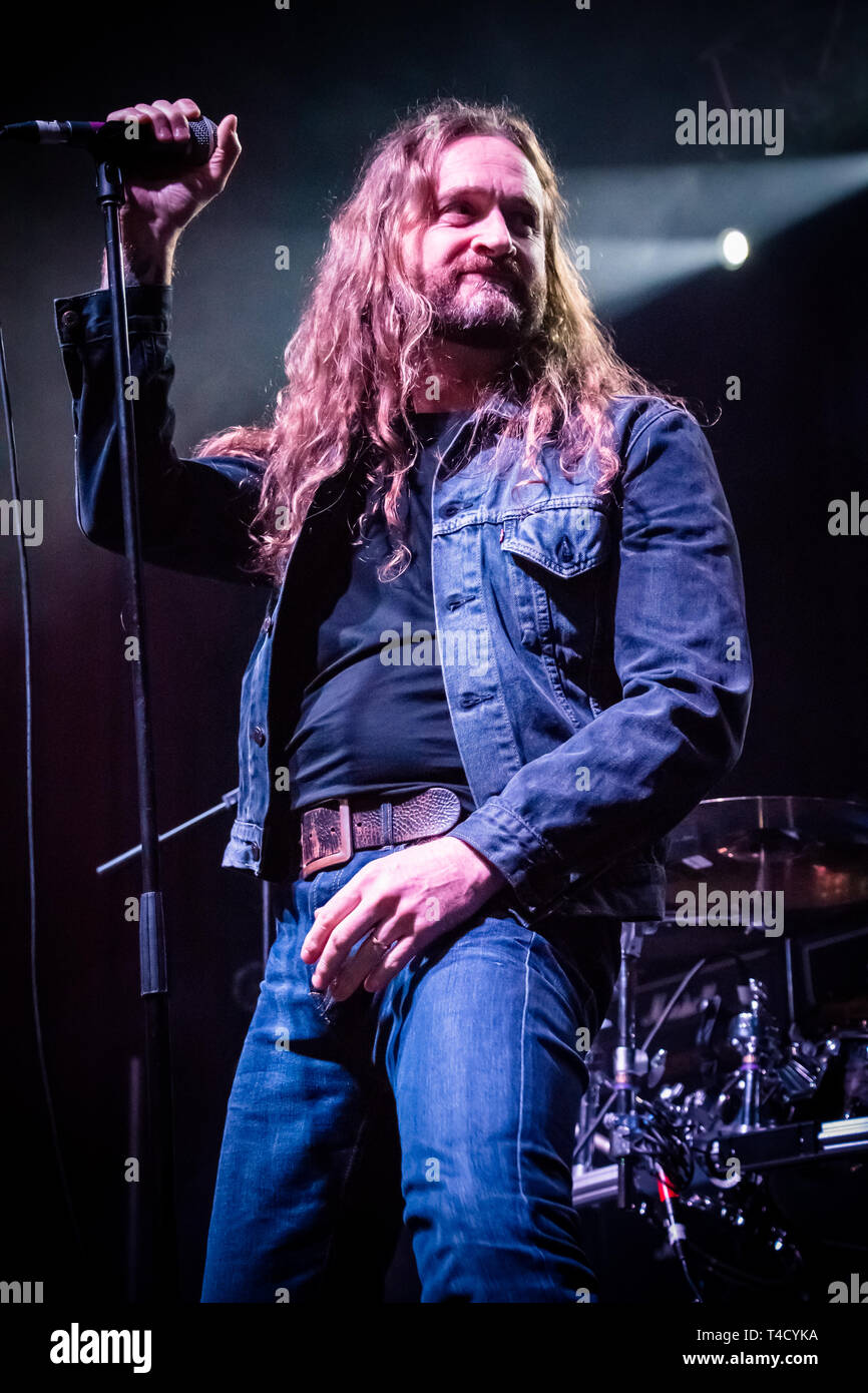 Fastway hi-res stock photography and images - Alamy