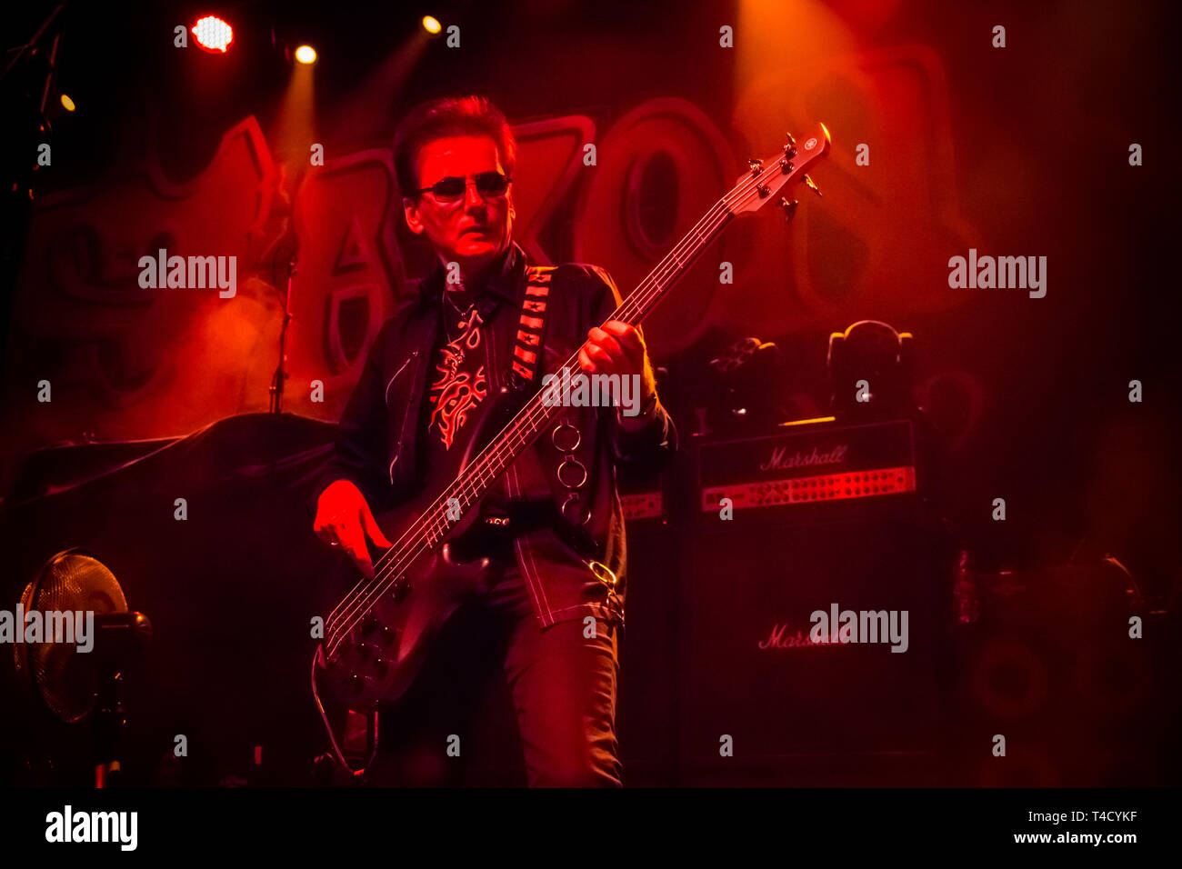 Fastway hi-res stock photography and images - Alamy