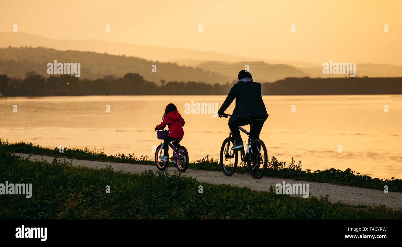 Family ride sun holiday hi-res stock photography and images - Alamy