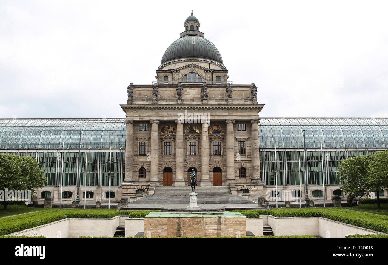 view of famous State chancellery - Staatskanzlei with war memorial in ...