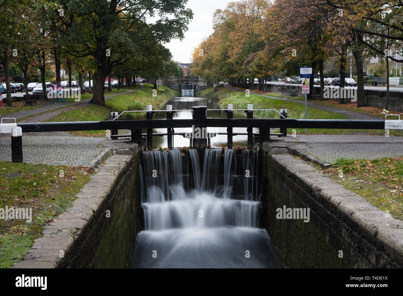 Dublin grand canal lock hi-res stock photography and images - Alamy