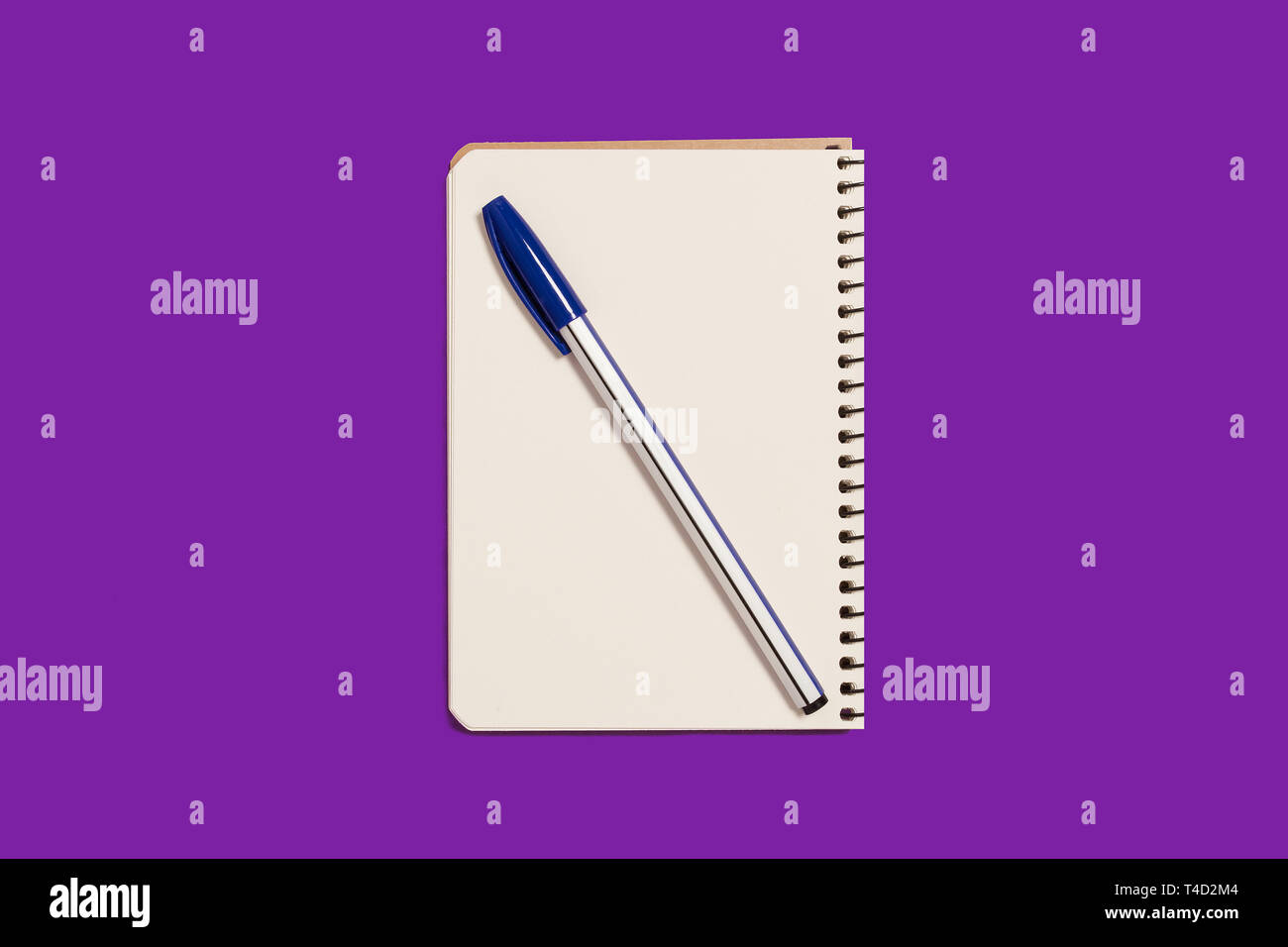 Opened notebook with a blank sheet hi-res stock photography and images ...