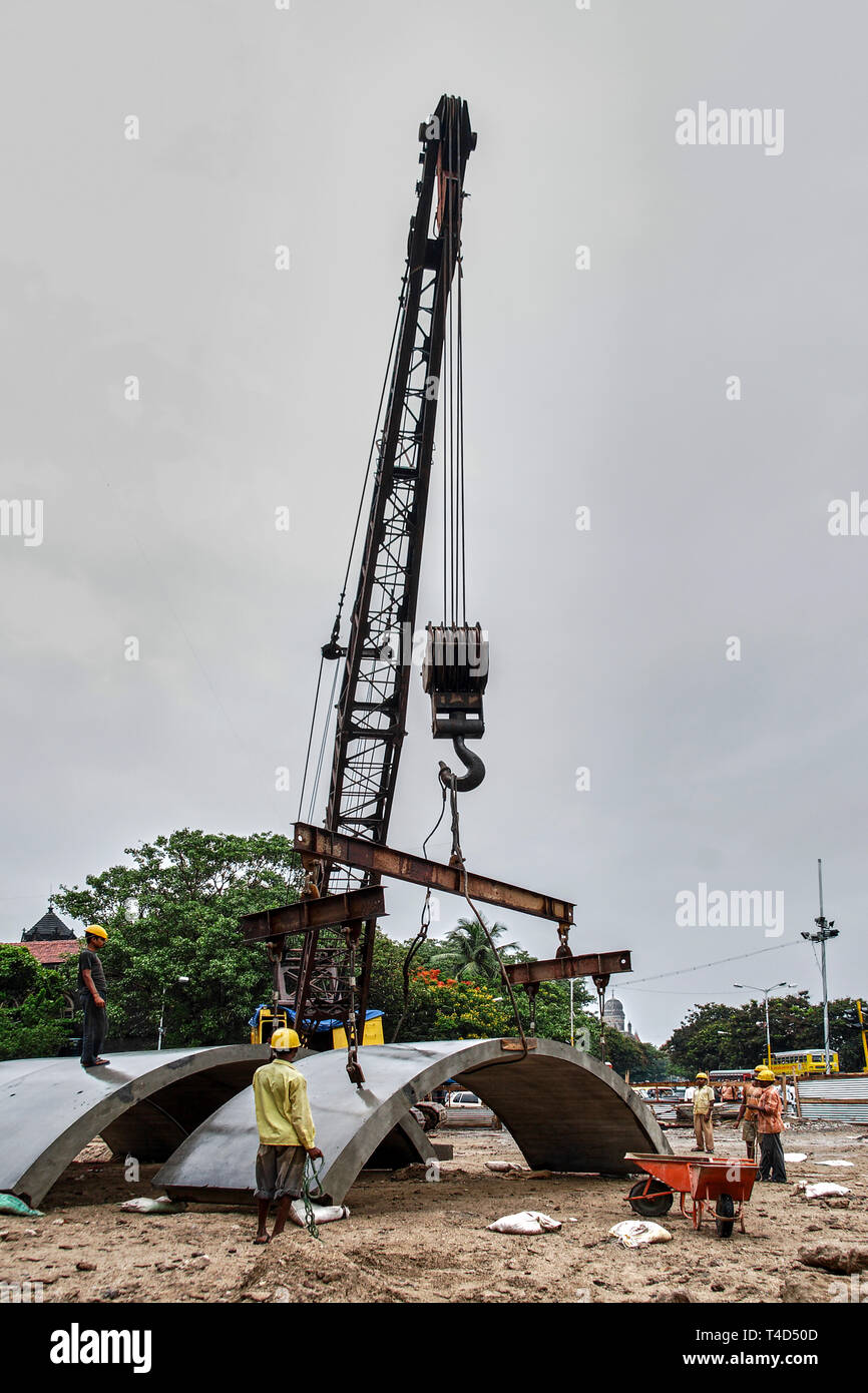 21-jun-2005 curved precast concrete slab subway under construction near ...