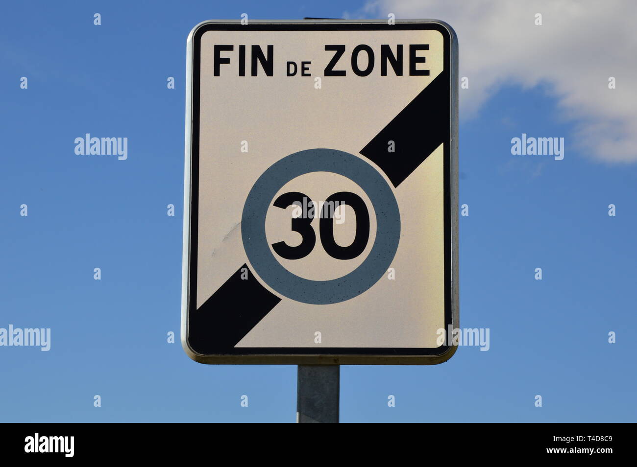 Speed limit sign from France Stock Photo - Alamy