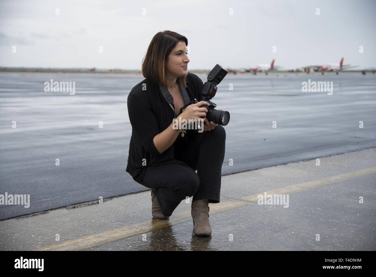 CORPUS CHRISTI, Texas (March 20, 2019) Anne Owens, photographer and ...